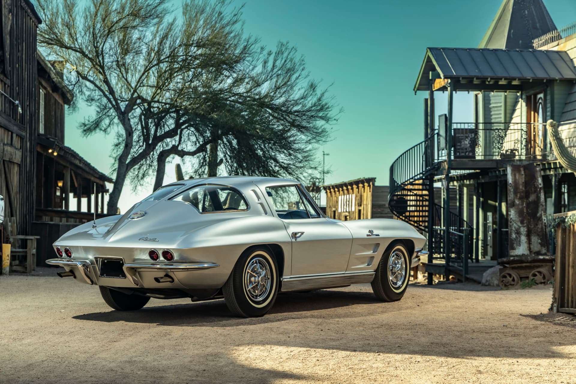 Win a 1963 Split-Window Corvette Fuelie + $20K Cash – Sprint Car Hall ...